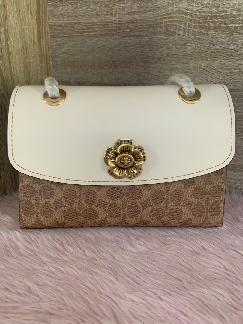 Coach Retail Original, Luxury, Bags & Wallets on Carousell