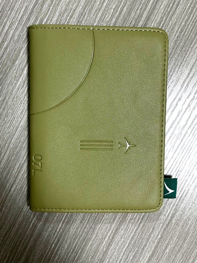 Cx 國泰航空 Cathay Pacific 旅遊證件套 Passport套 興趣及遊戲 旅行 旅遊 旅行必需品及用品 Carousell