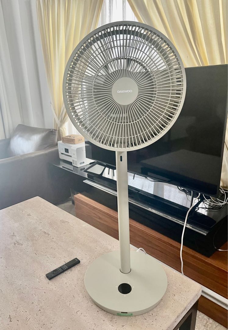 Daewoo Air Circulation Fan F1, Furniture & Home Living, Lighting & Fans ...