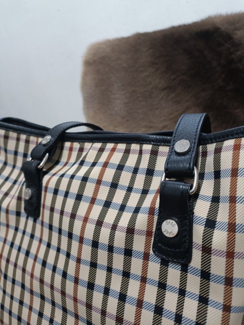 Daks Shoulder Bag on Carousell