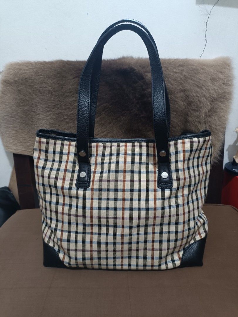 Daks Shoulder Bag on Carousell