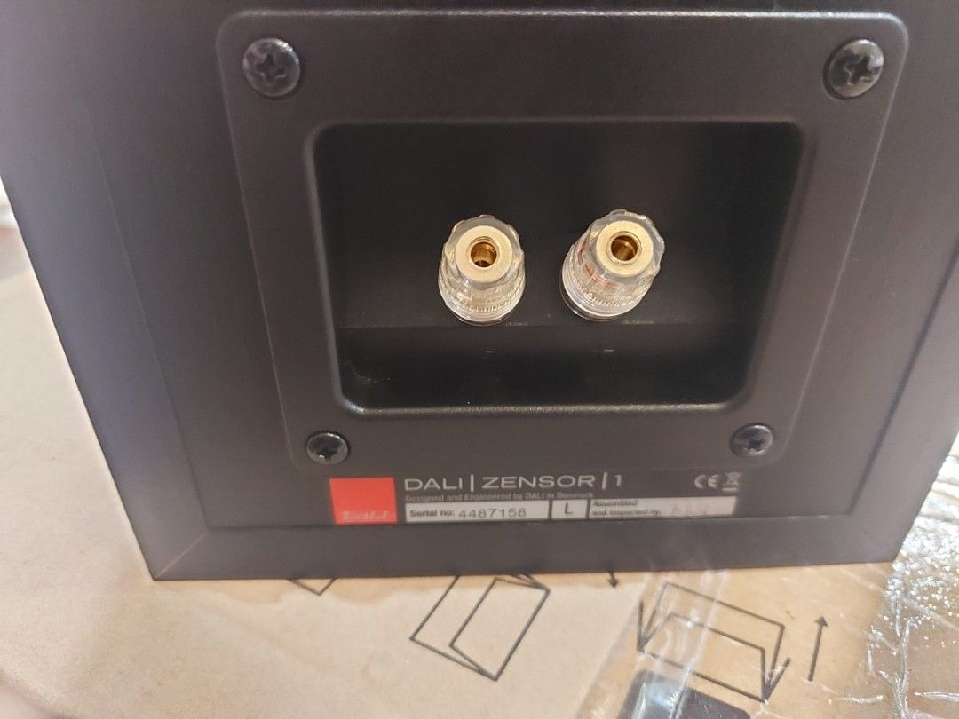 Dali Zensor 1 Bookshelf Speaker on Carousell