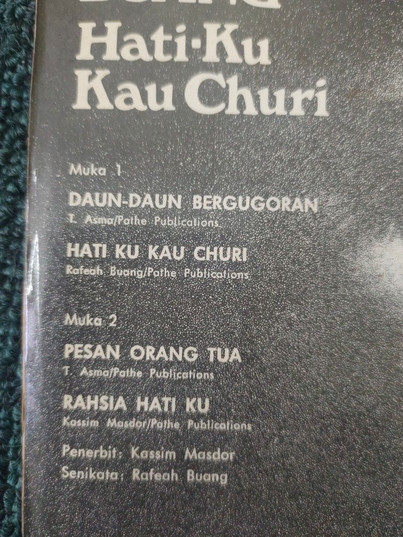 ep 7" rafeah buang, Hobbies & Toys, Music & Media, Vinyls on Carousell