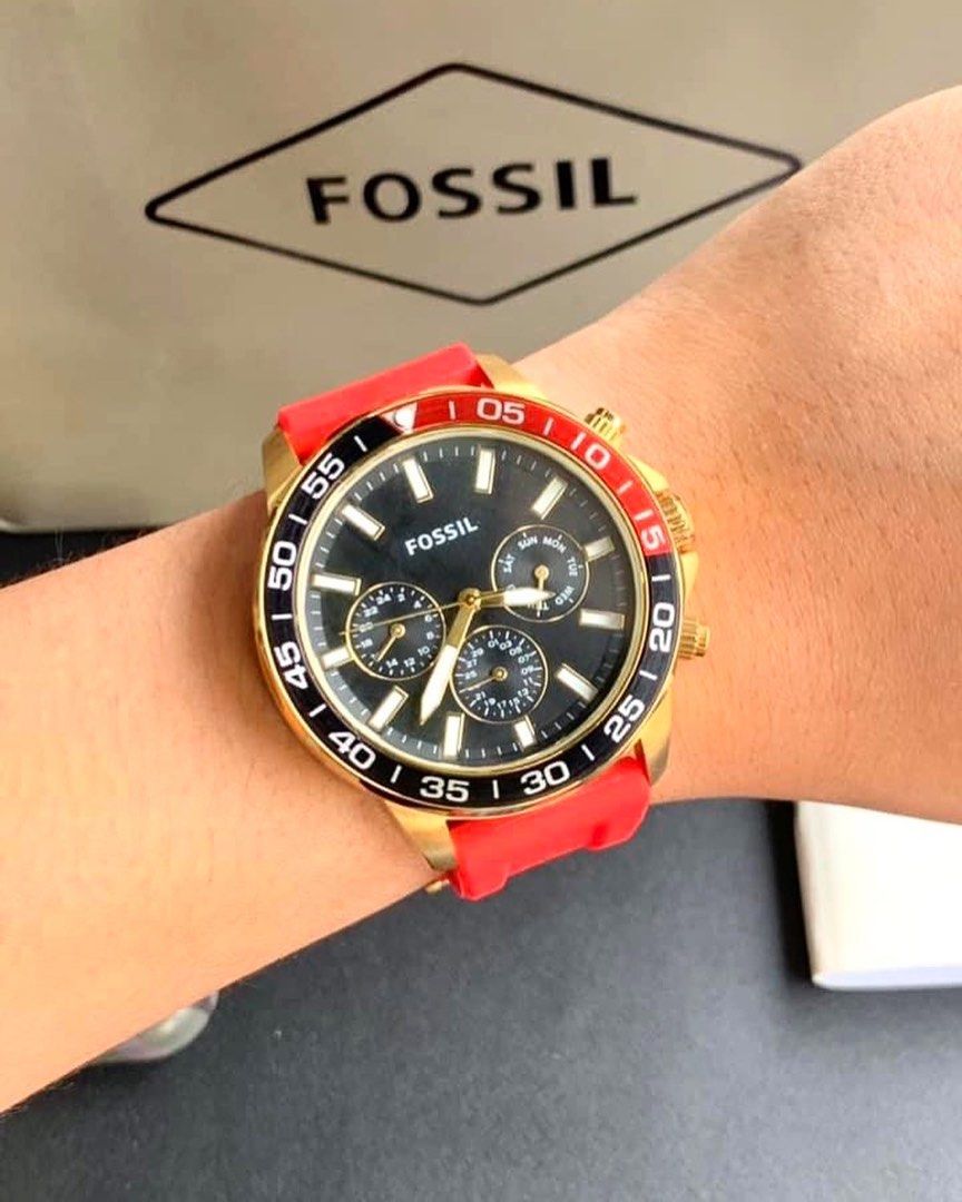 FOSSIL RUBBER STRAP RED COLOR AUTHENTIC WATCH, Men's Fashion, Watches ...