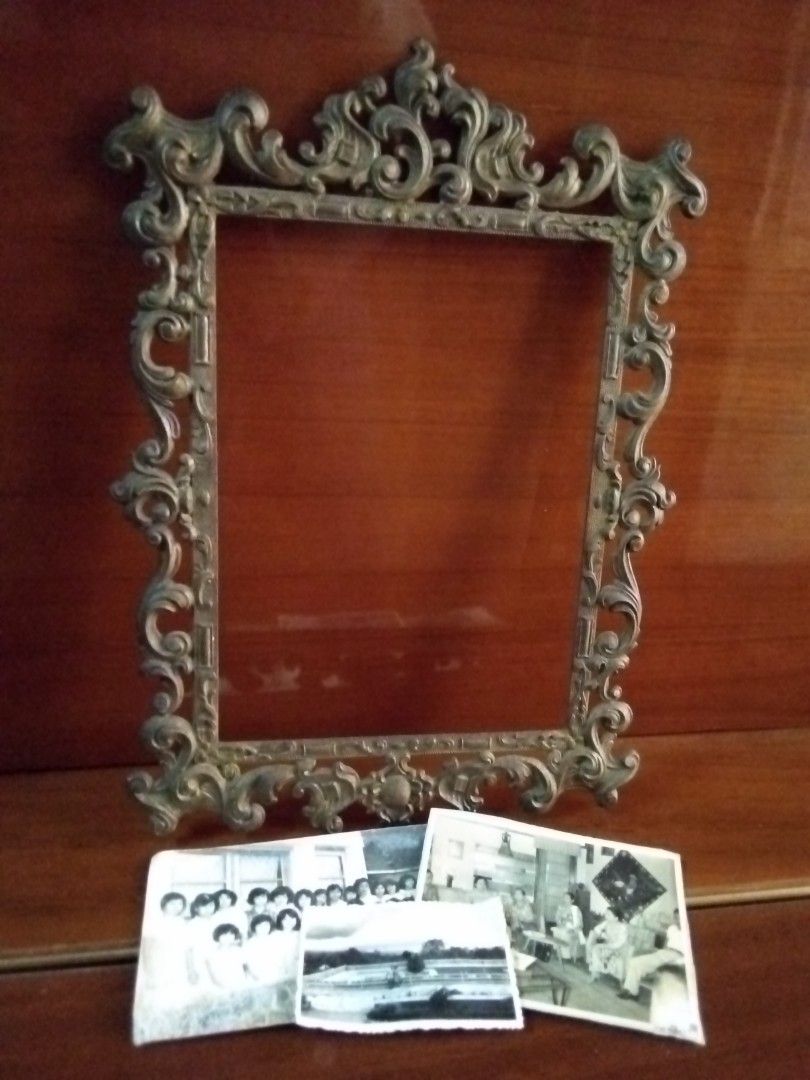 Frame foto jadul, Antik, Lainnya di Carousell