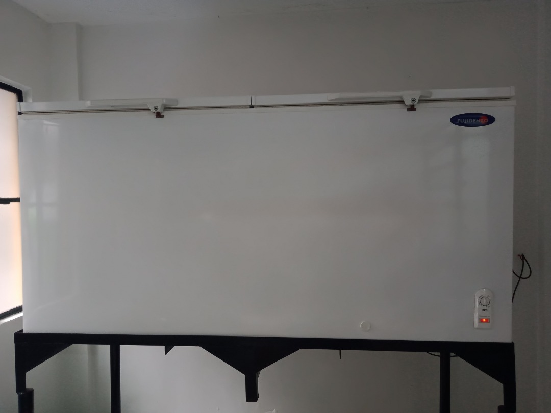 Fujidenso Chiller & Freezer for SALE! We only need small chiller ...
