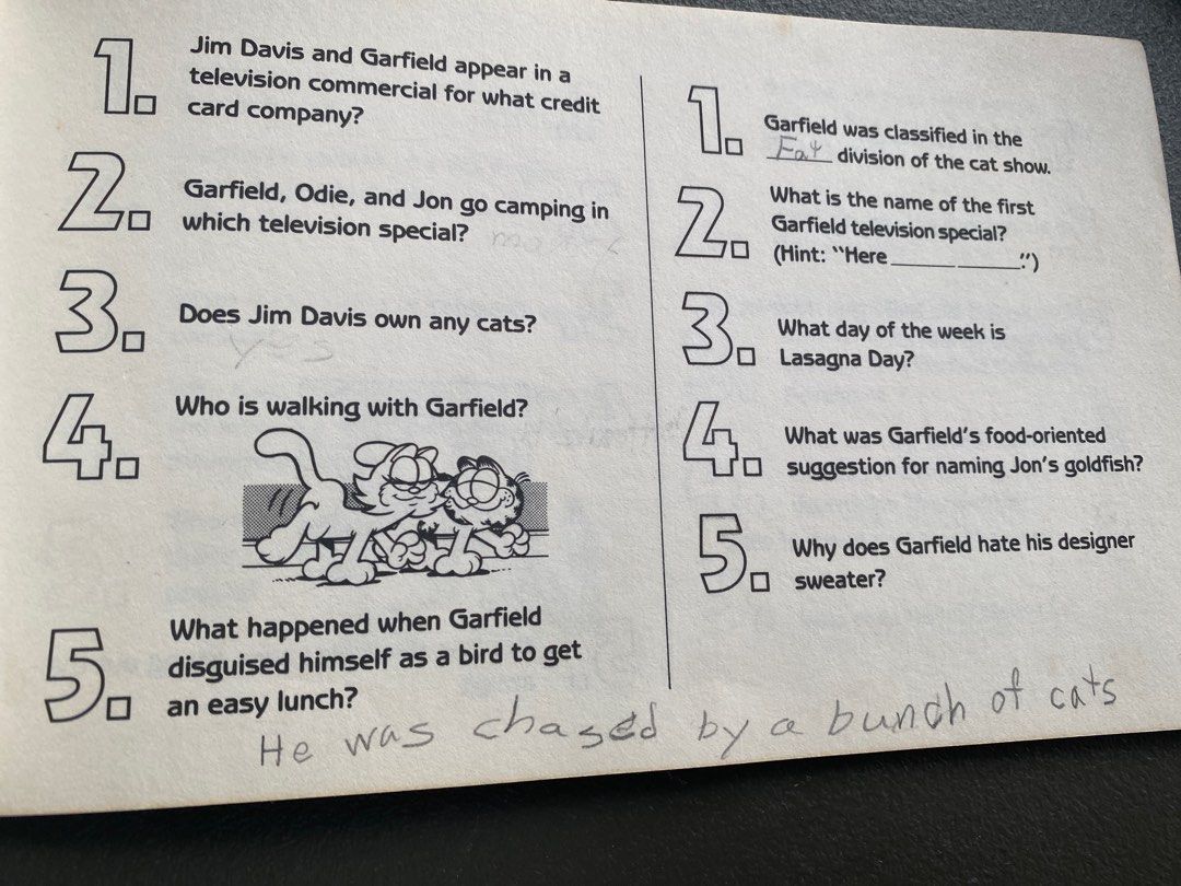 Garfield trivia book, Hobbies & Toys, Books & Magazines, Comics & Manga ...