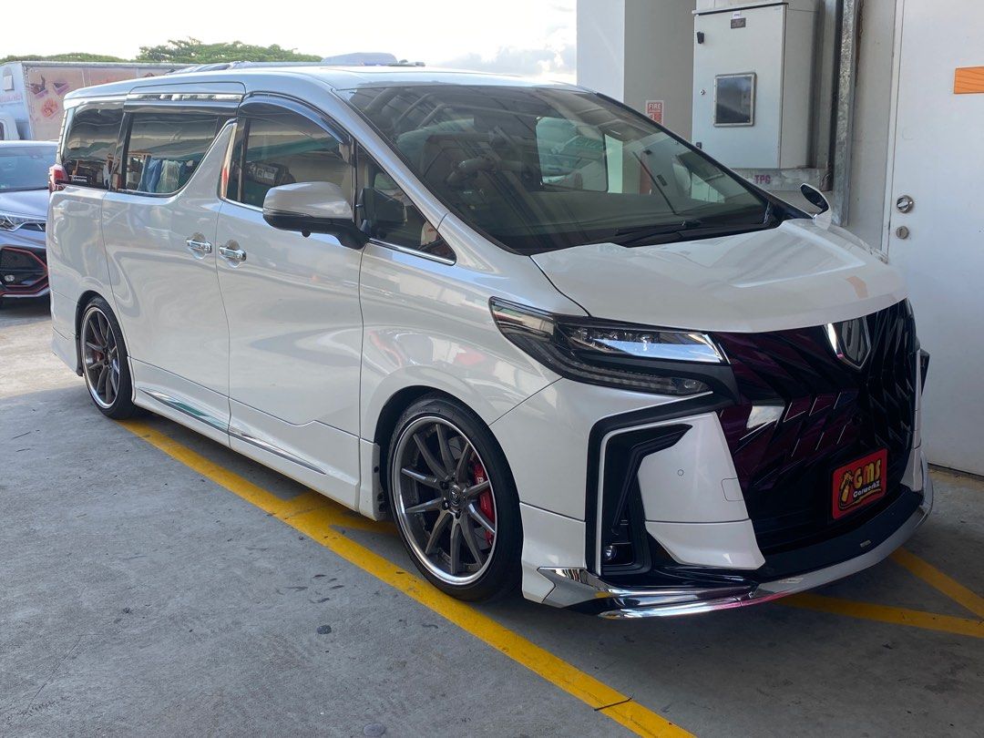 GMS # toyota alphard bonnet, Car Accessories, Accessories on Carousell