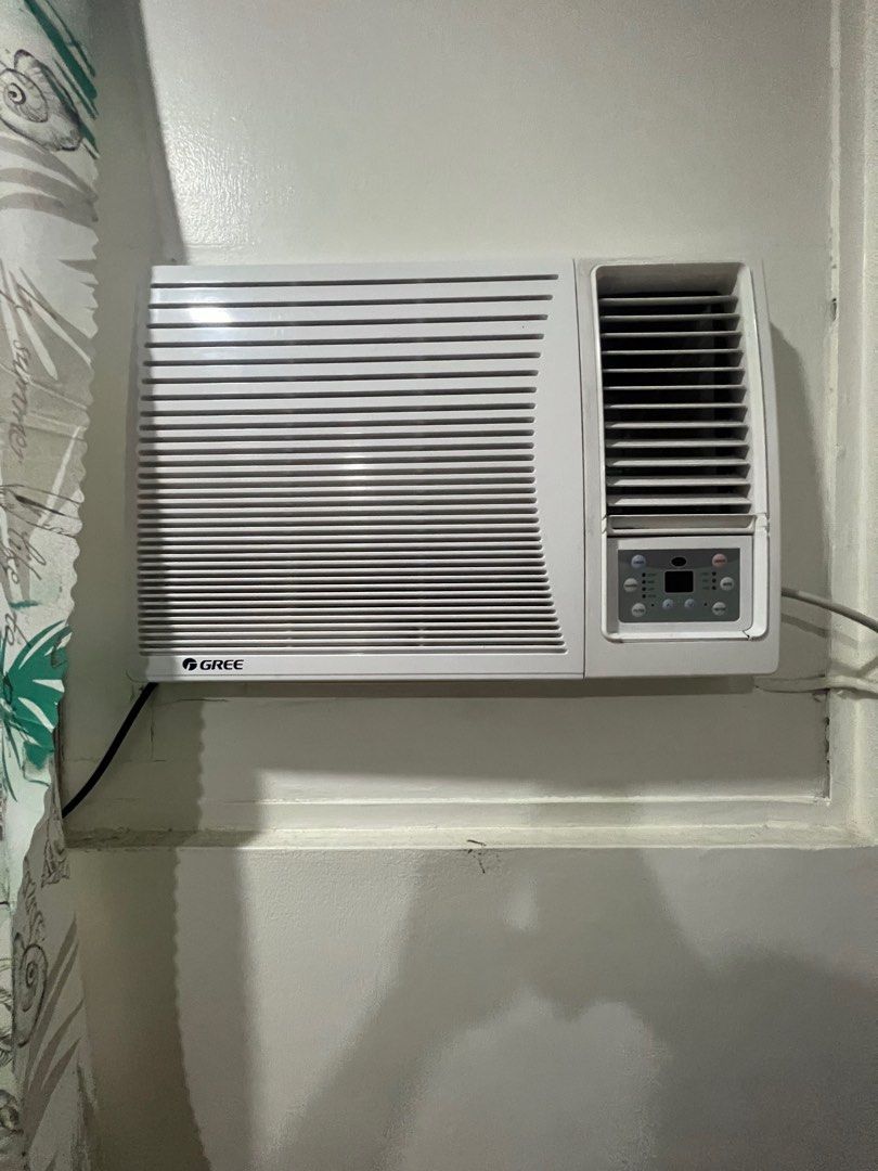 Gree 1 HP window type inverter grade with remote, TV & Home Appliances ...