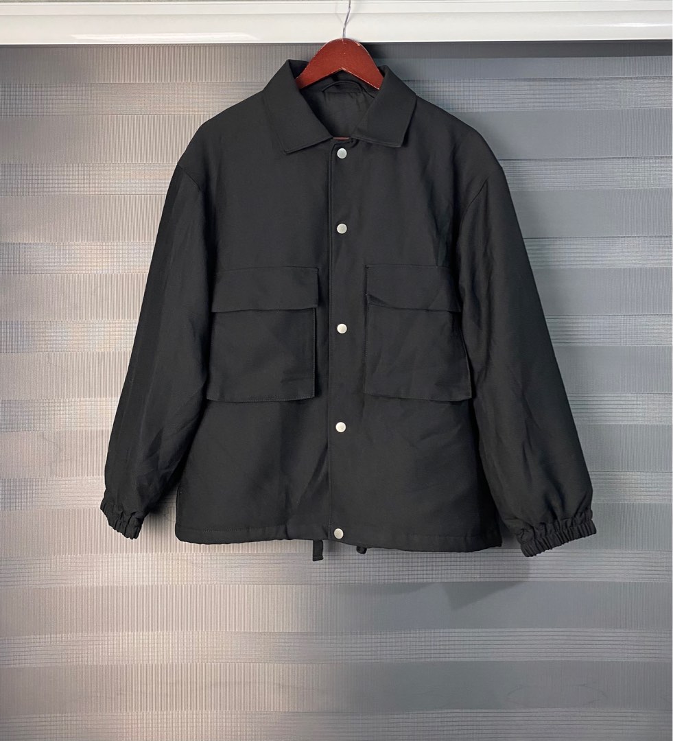GU UNIQLO UTILITY COACH JACKET on Carousell