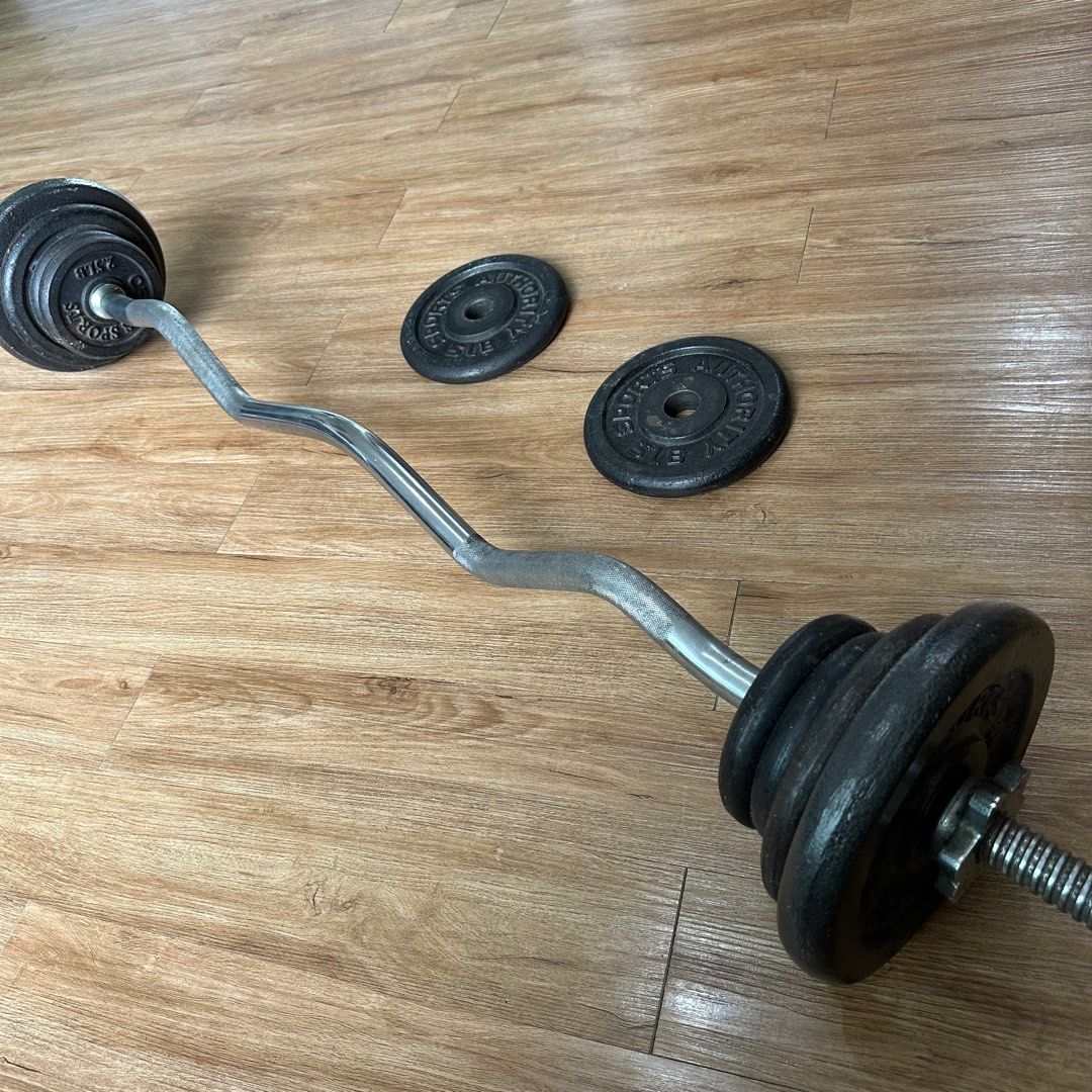 HOME GYM - WEIGHT LIFTING PLATES + CURL BAR SET, Sports Equipment ...