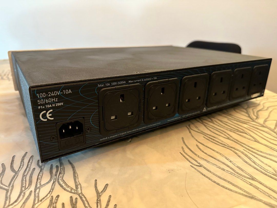 Isotek Evo3 Solus 6 Way UK Mains Conditioner 英式電源處理器, 音響器材, 其他音響配件及設備 ...