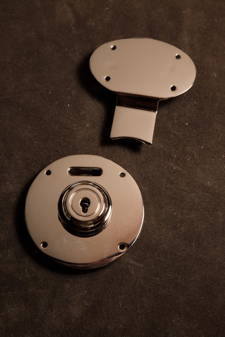 Italy briefcase lock leathercraft, Hobbies & Toys, Stationery & Craft ...