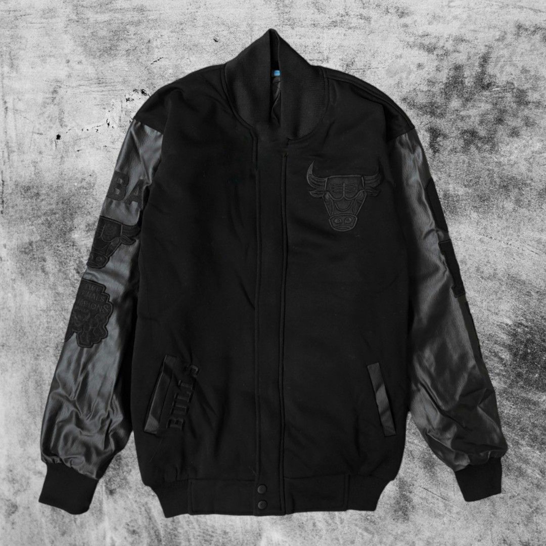 Jaket Varsity Chicago Bulls NBA Black On Black Hitam, Fesyen Pria ...
