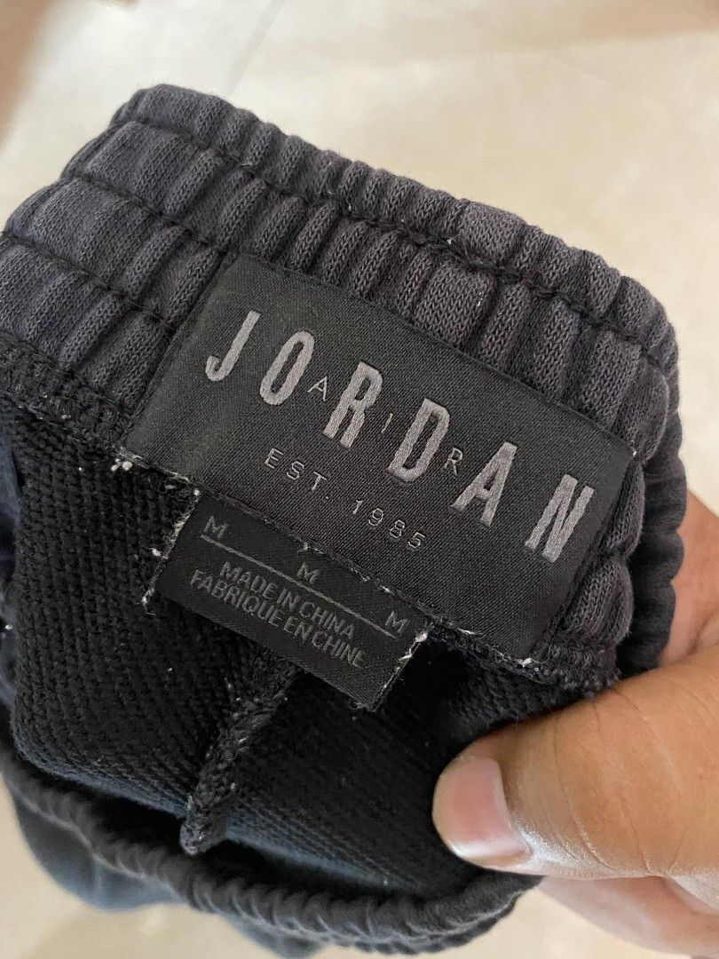 JORDAN JUMPMAN LOGO SHORTS BLK, Men's Fashion, Bottoms, Shorts on Carousell