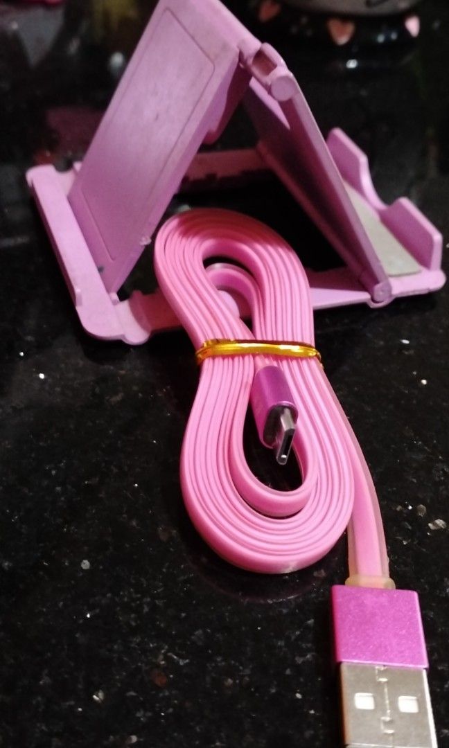 Jual rugi Kabel hp/iPad/dsb Ujung kecil Panjang LBH dari 1 m Pink Dg Hp ...