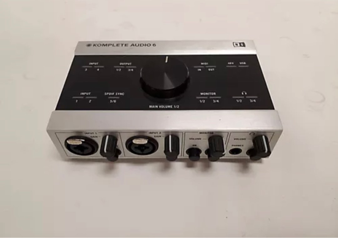 Komplete Audio 6 Mk 1, Hobbies & Toys, Music & Media, Musical ...