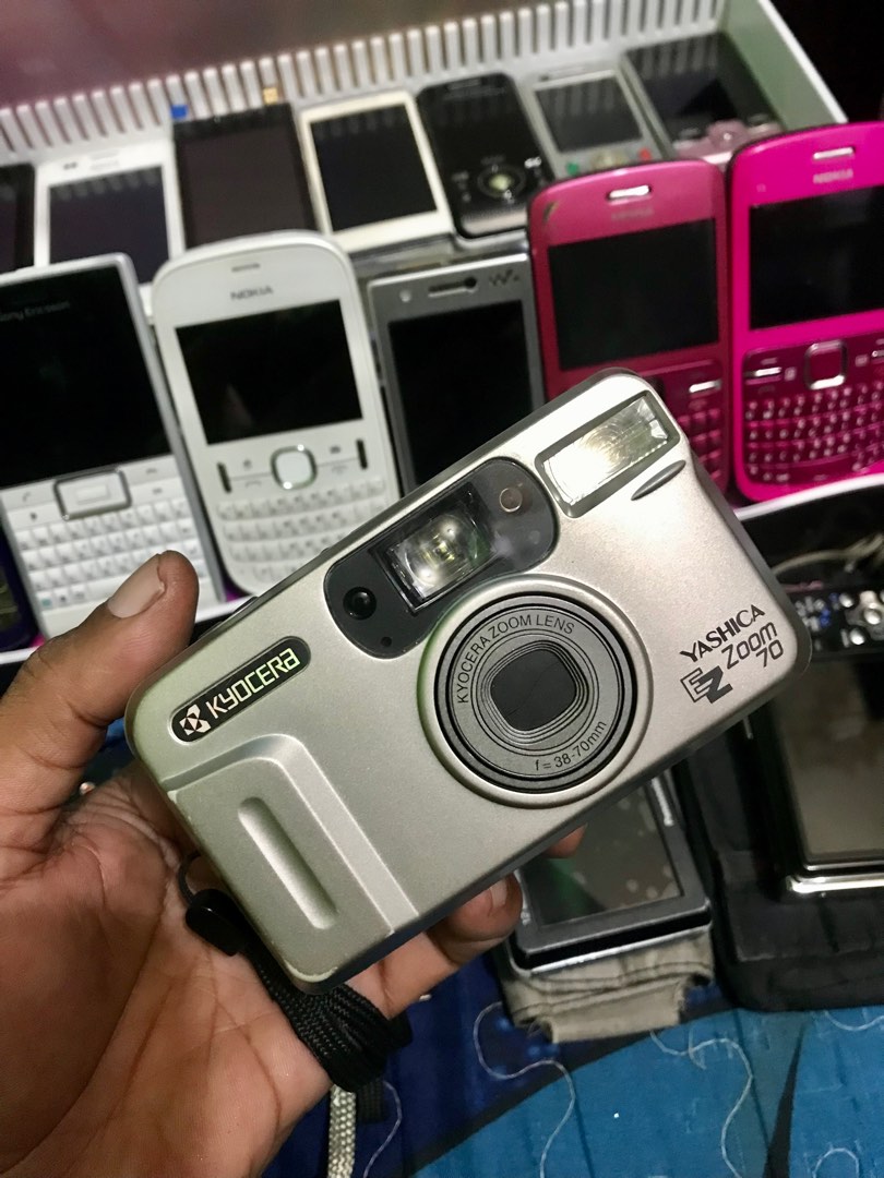 Kyocera Yashica Ez zoom 70, Photography, Cameras on Carousell