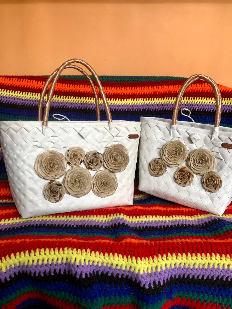 Large and medium bayong set on Carousell