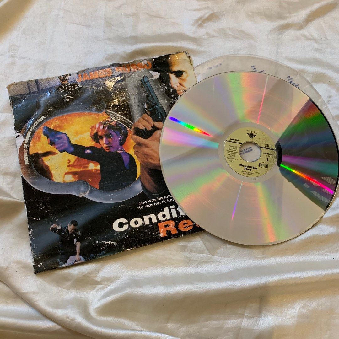 Laser disc condition red, Musik & Media, CD, DVD & Lainnya di Carousell
