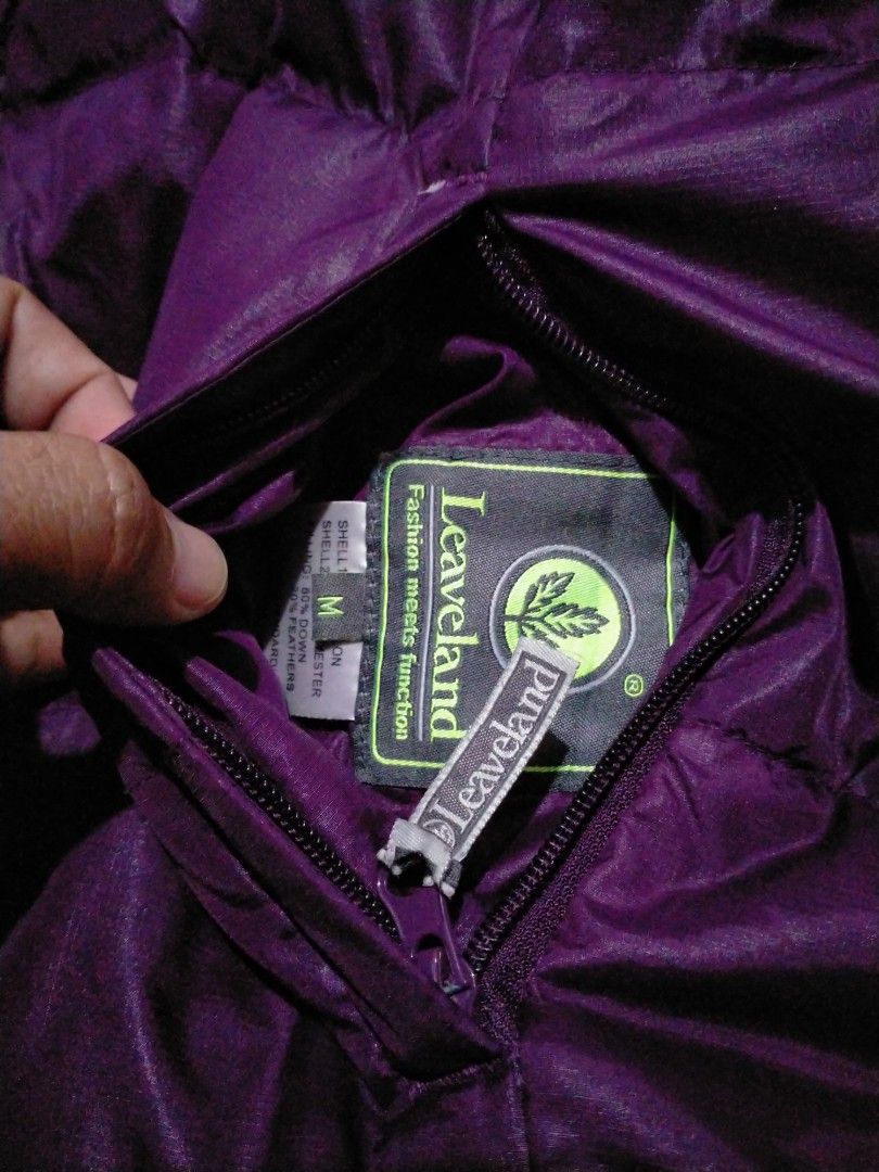 Leaveland puffer vest ( reversable ) on Carousell