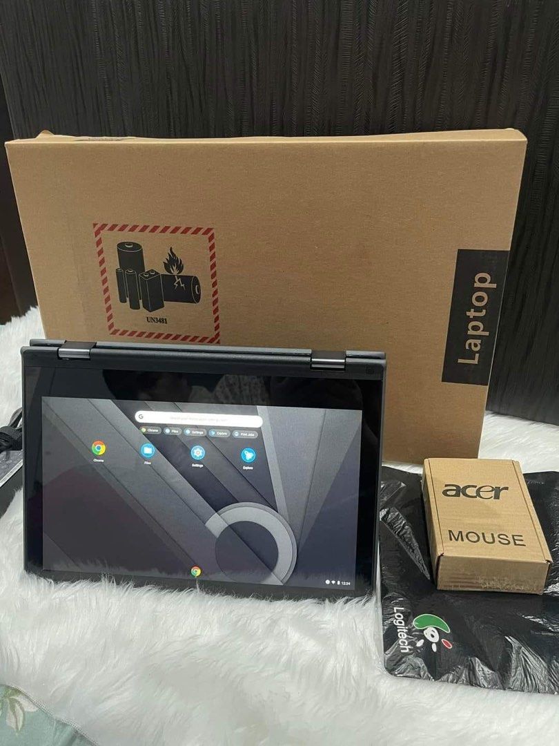 LENOVO CHROMEBOOK 300 E 2ND GEN 4/32GB TOUCHSCREEN AND FOLDABLE ...