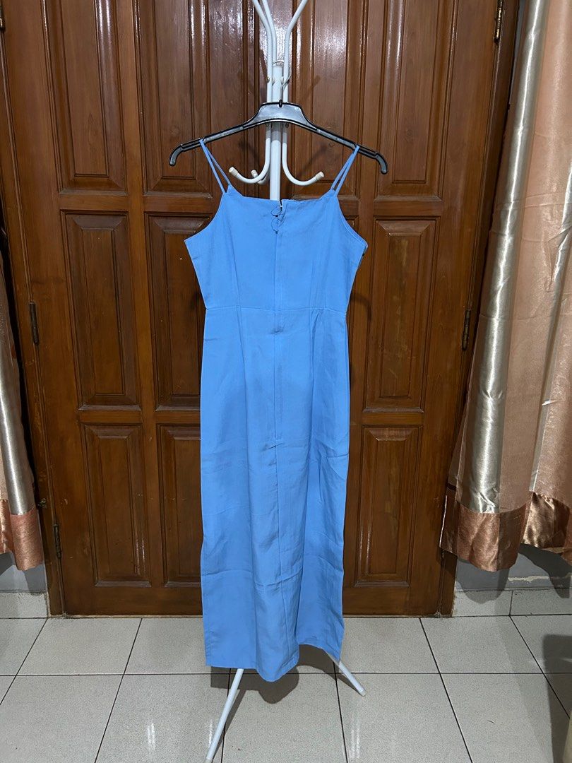 Long dress biru laut tali satu, Fesyen Wanita, Pakaian Wanita, Gaun ...