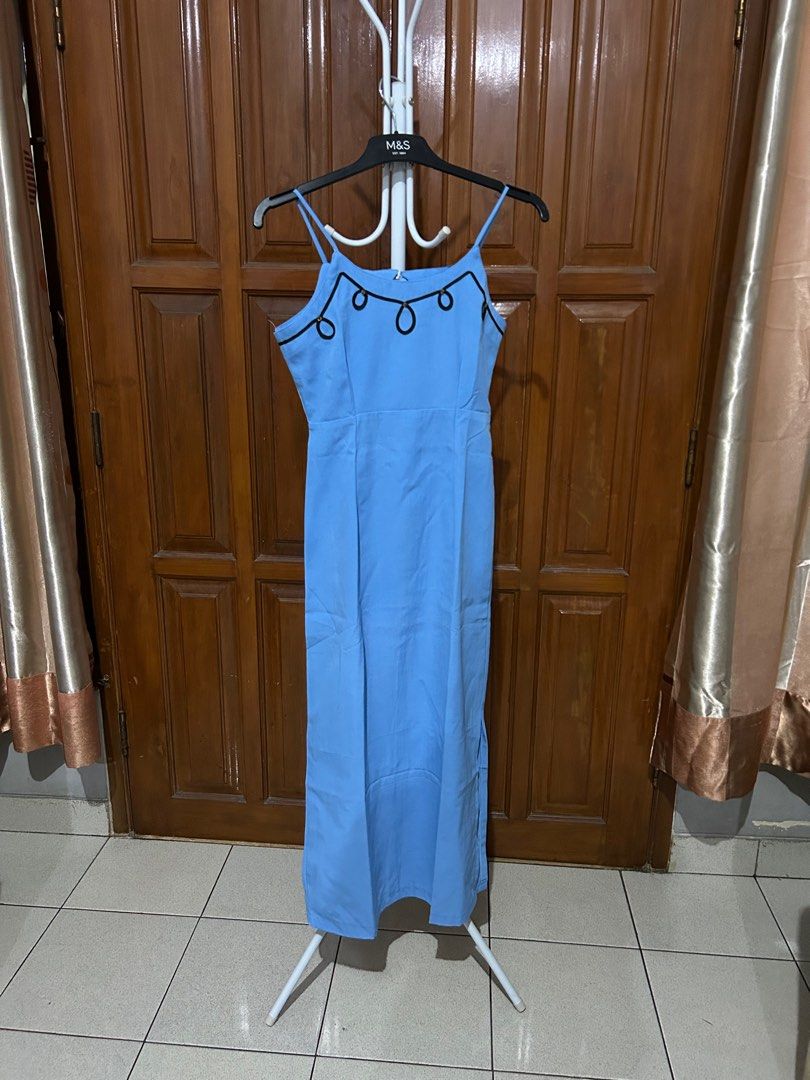 Long dress biru laut tali satu, Fesyen Wanita, Pakaian Wanita, Gaun ...
