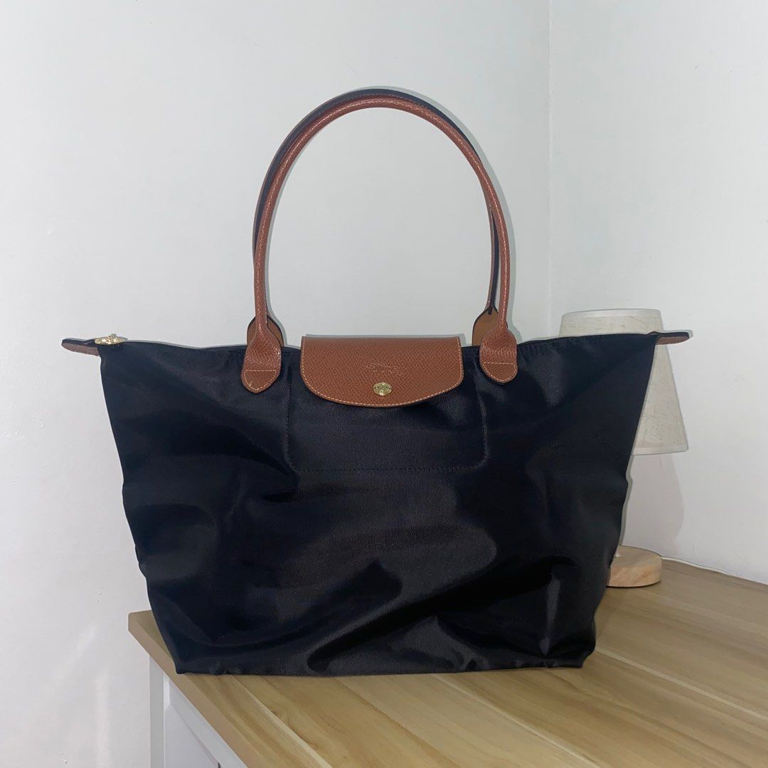 Longchamp le pliage black large on Carousell