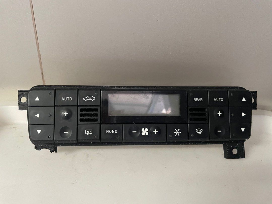 Maserati Granturismo Original Aircon Panel, Car Accessories ...