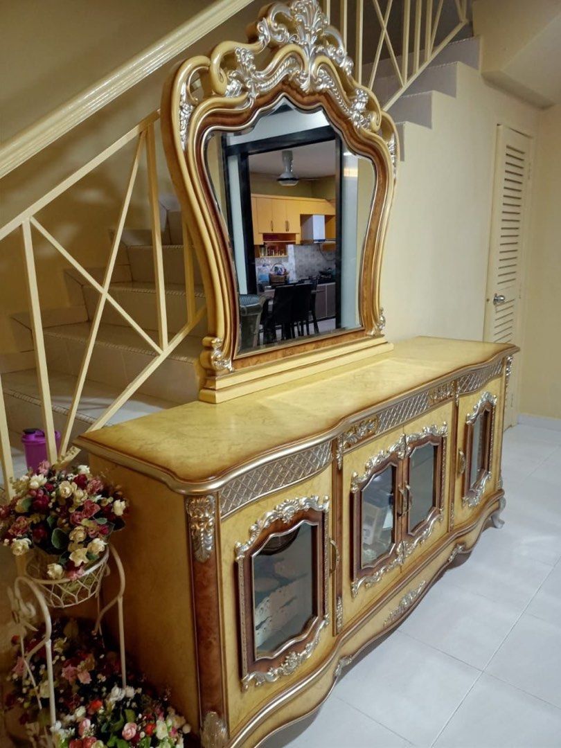 MeJa Hiasan Ruang Tamu, Furniture & Home Living, Furniture, Tables & Sets on Carousell