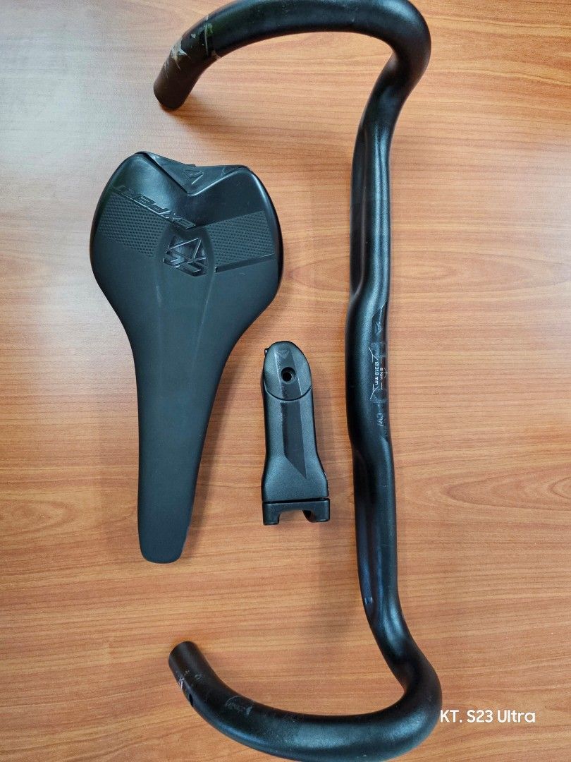 Merida Expert CW handlebar, stem and saddle from 7000e, Sports ...