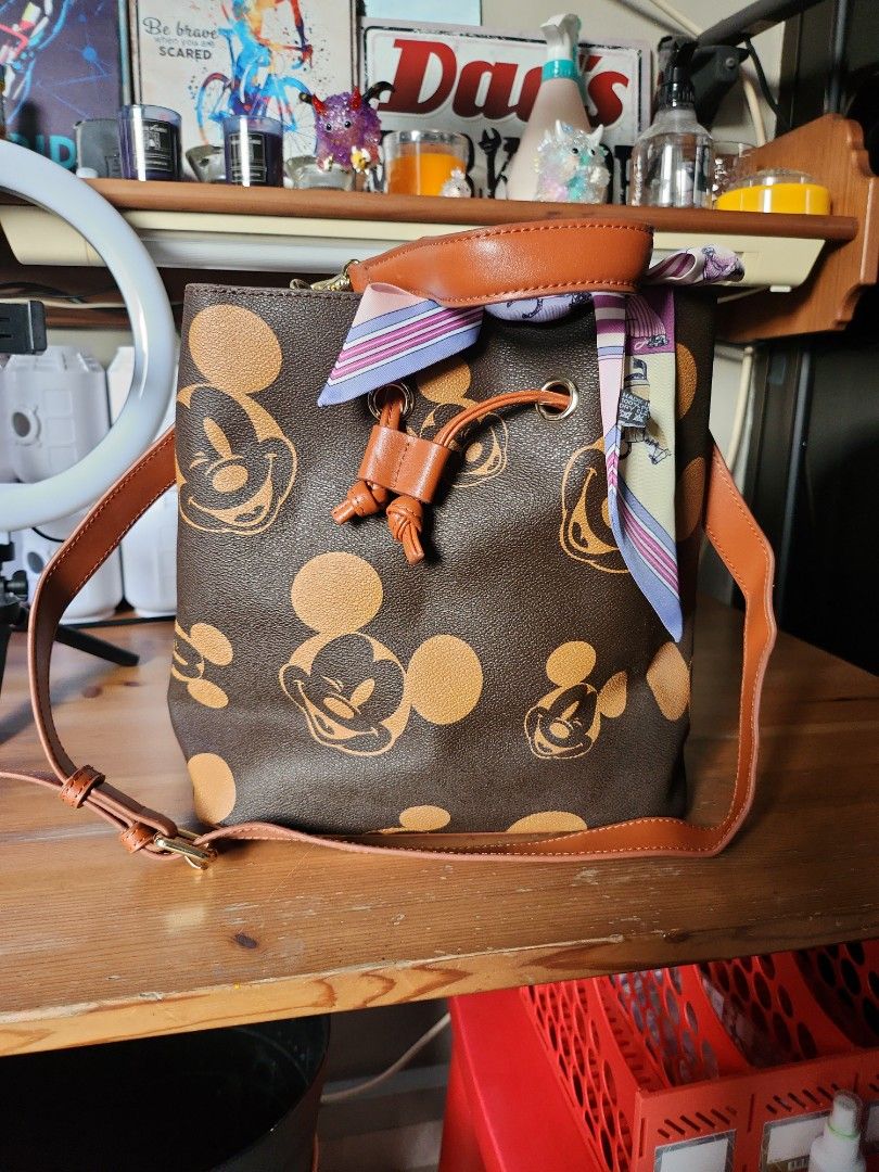 Mickey Mouse bucket bag, Women's Fashion, Bags & Wallets, Shoulder Bags ...