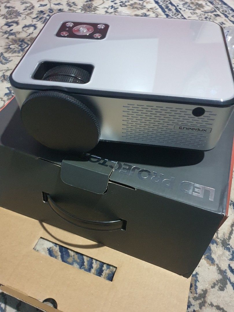 Mini Proyektor Android Wifi Elektronik Tv Perlengkapan Hiburan Di Carousell