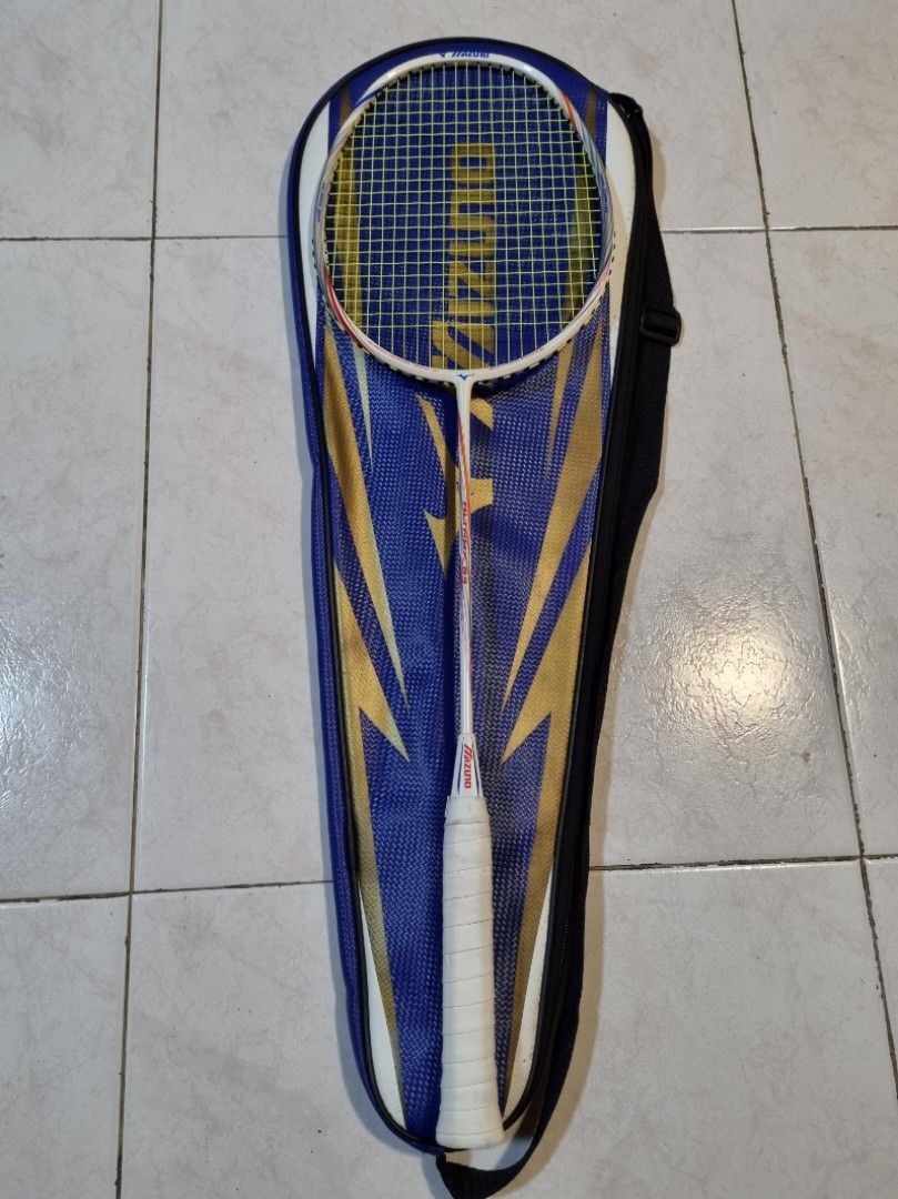 Mizuno Altrax 83 Badminton Racket, Sports Equipment, Sports & Games ...