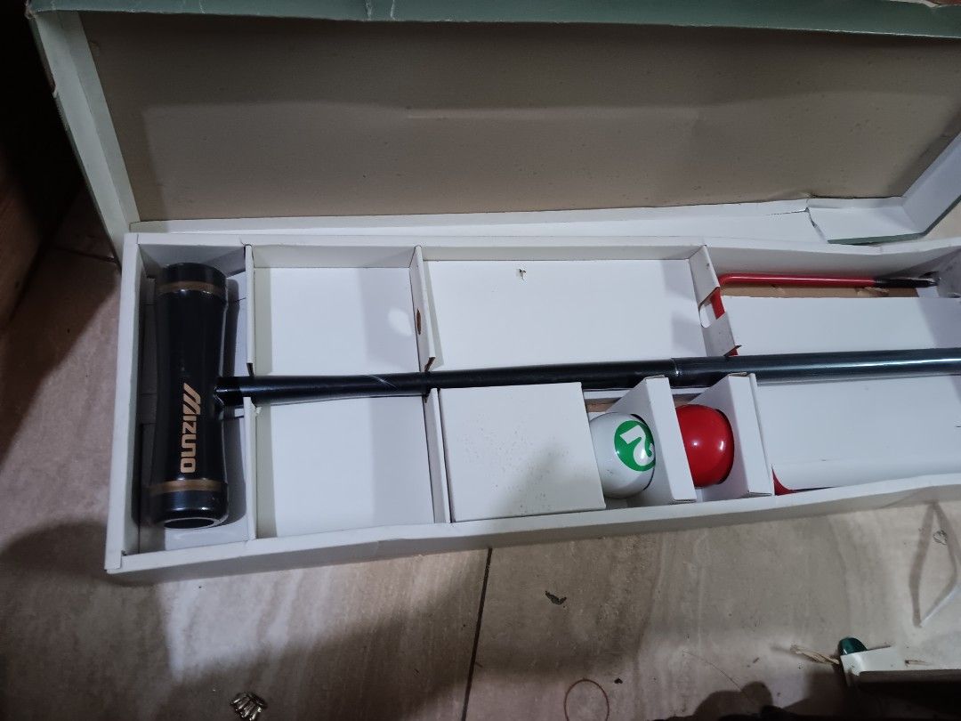 Mizuno Croquet Gate Ball Mallet w/ 2 balls on Carousell