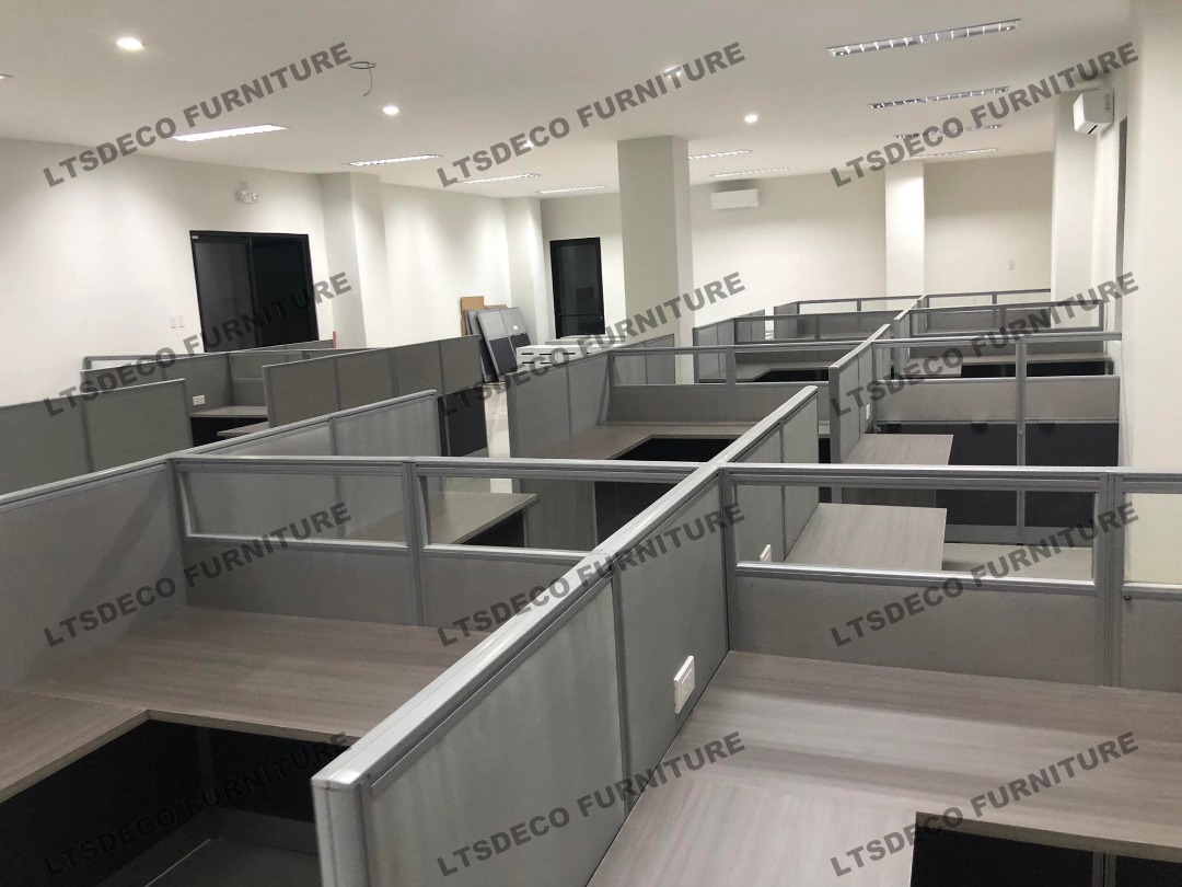 Modular Workstation Table Fabric w/ Glass Office Partition on Carousell