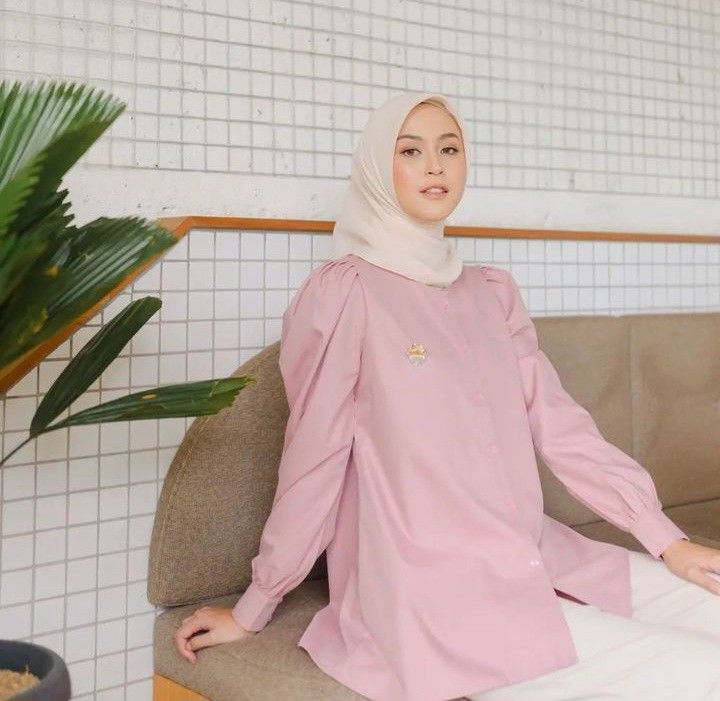 Nara blouse pinkies by diana restu, Fesyen Wanita, Pakaian Wanita, Atasan di Carousell