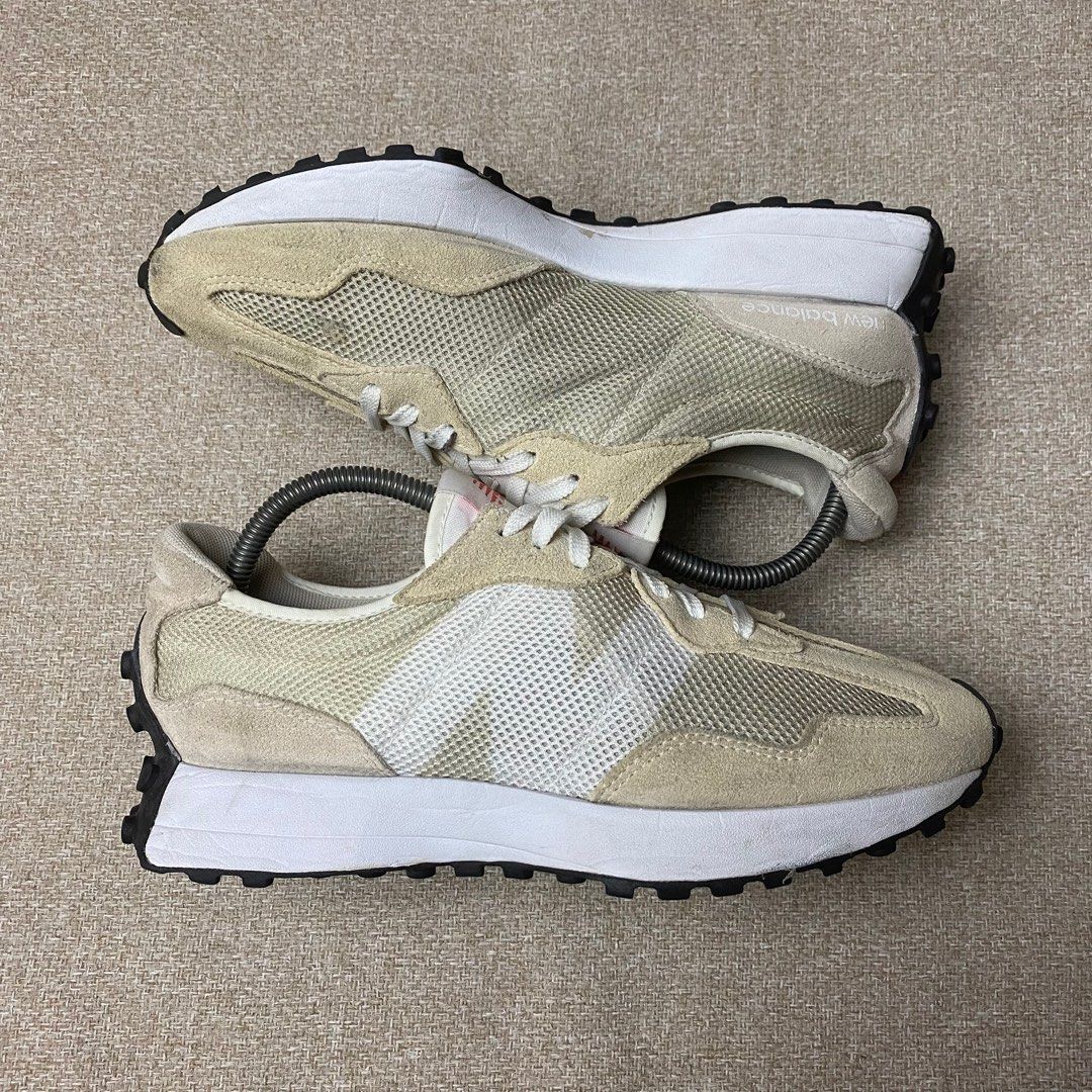 Nb 327 moonbeam, Men's Fashion, Footwear, Sneakers on Carousell