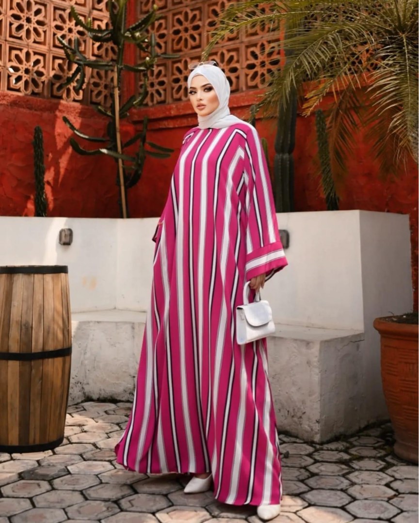 Nelsha abaya, Women's Fashion, Muslimah Fashion, Dresses on Carousell
