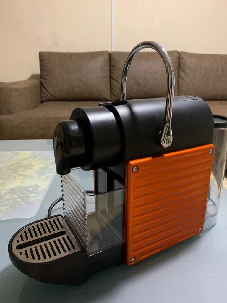 Nespresso Pixie C60, TV & Home Appliances, Kitchen Appliances, Coffee ...