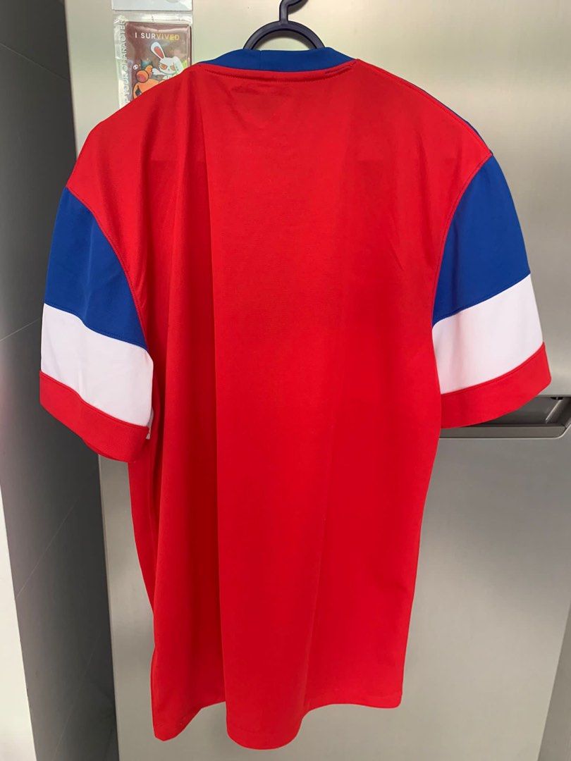 Nike Red Blue Tee, Men's Fashion, Activewear on Carousell