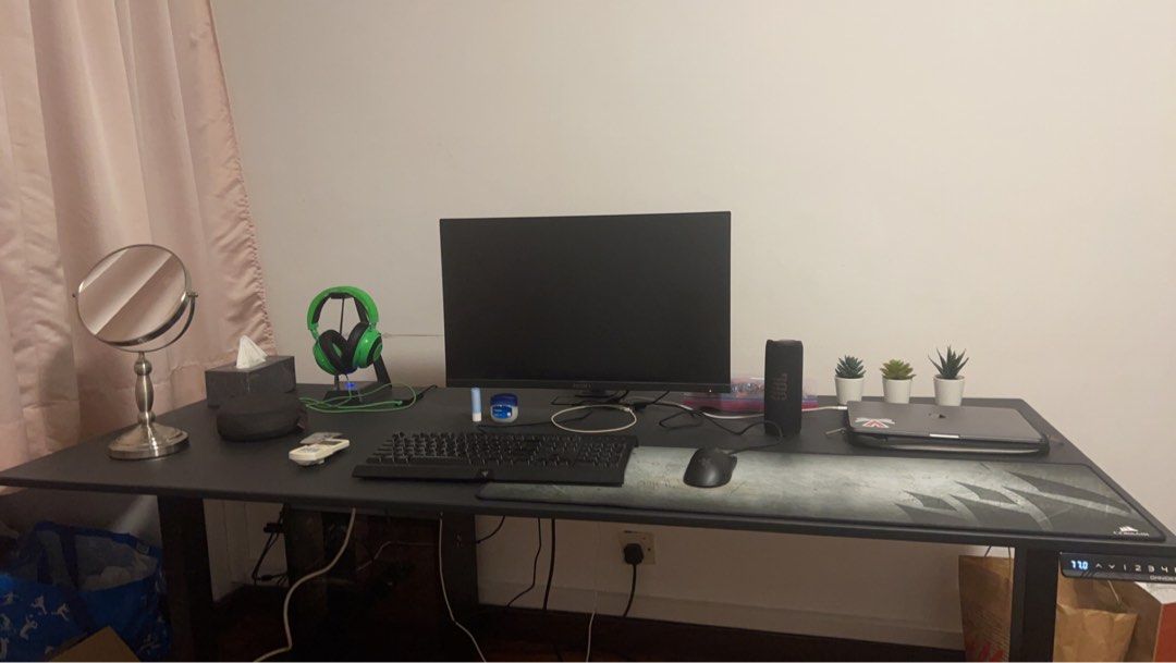 Omnidesk Zero Electric Desk (adjustable height/standing desk) with ...