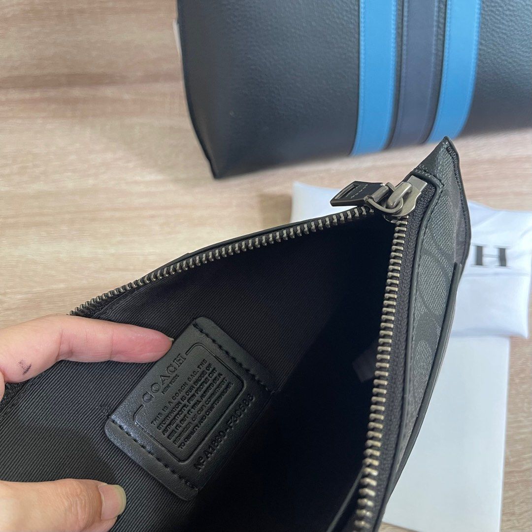 ON HAND: Coach Men Signature Carryall Pouch Bag, Women's Fashion, Bags ...