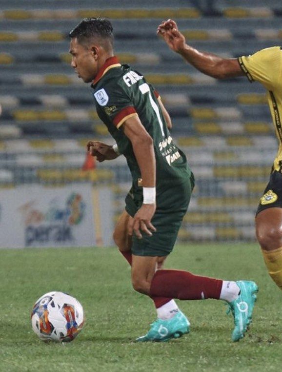 ORTUSEIGHT FOOTBALL BOOTS, Sports Equipment, Sports & Games, Racket ...