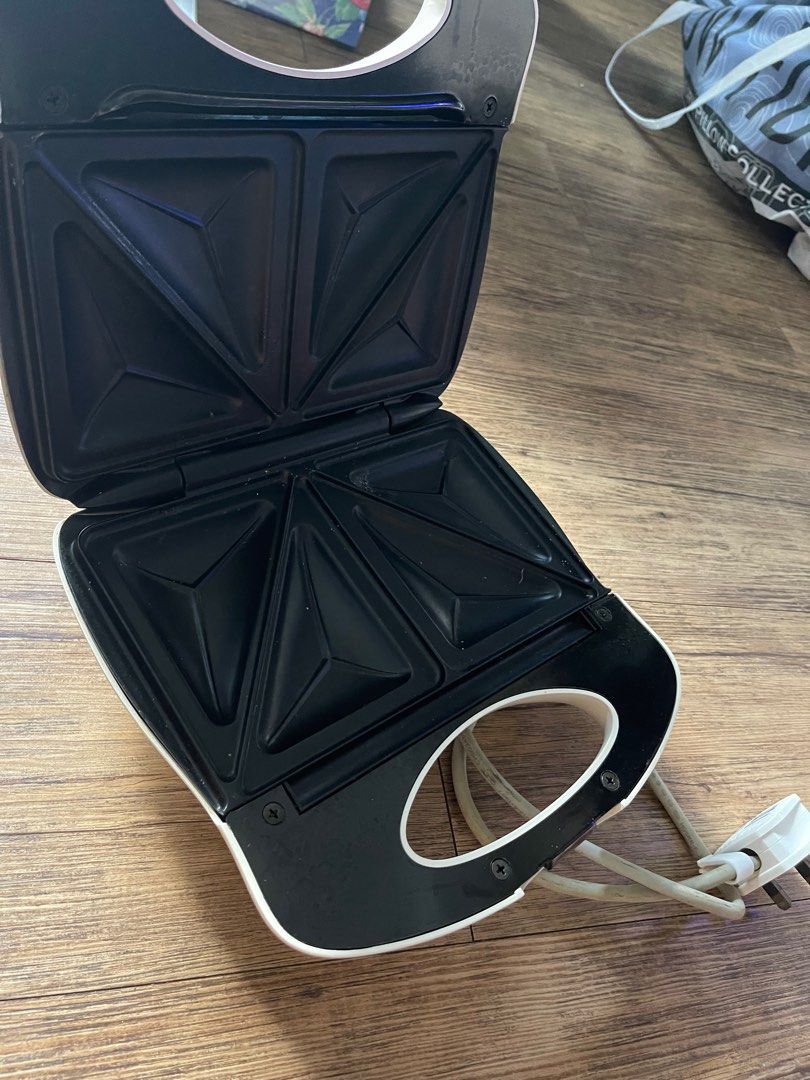 Philip bread toaster, TV & Home Appliances, Kitchen Appliances, Ovens ...