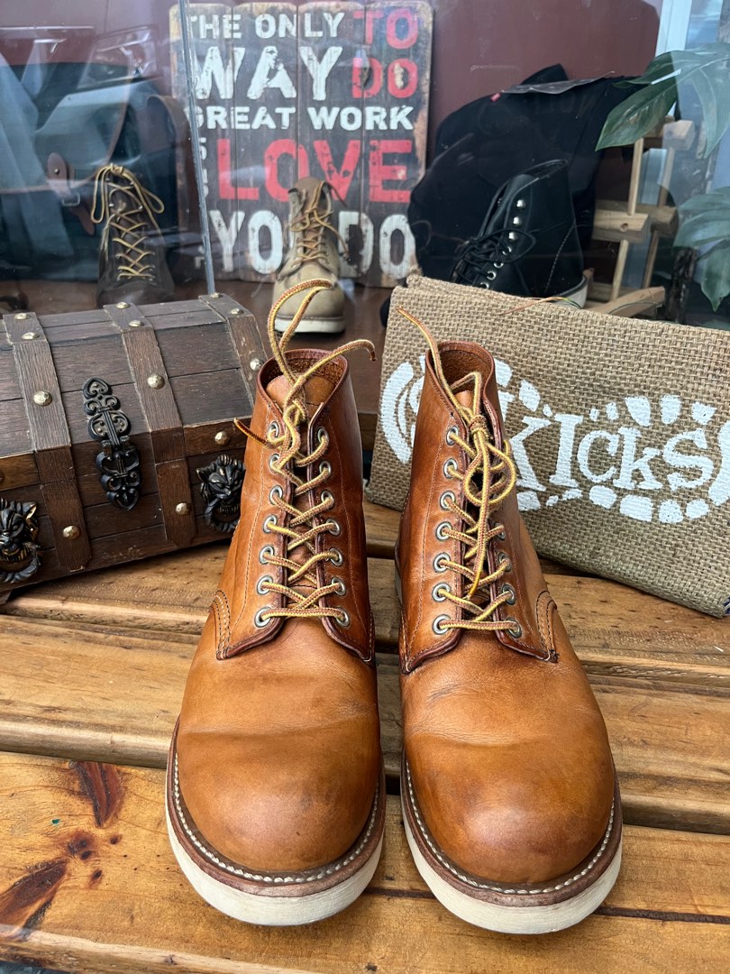 Red Wing 9111 9D on Carousell