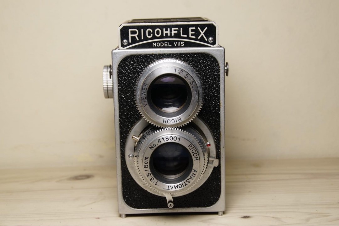 Ricohflex Model VIIS Film Camera, Photography, Cameras on Carousell