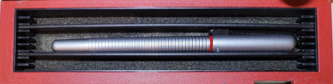 Rotring 900 Silver Fountain Pen. Stainless Steel M nib, Made in Germany ...