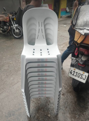 SANYO WHITE MONOBLOCK CHAIRS - To Mother Ignacia Avenue QC, Furniture ...